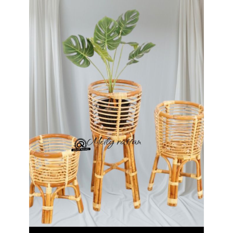 Jual Standing pot bunga rotan alami plus finishing glose | Shopee Indonesia