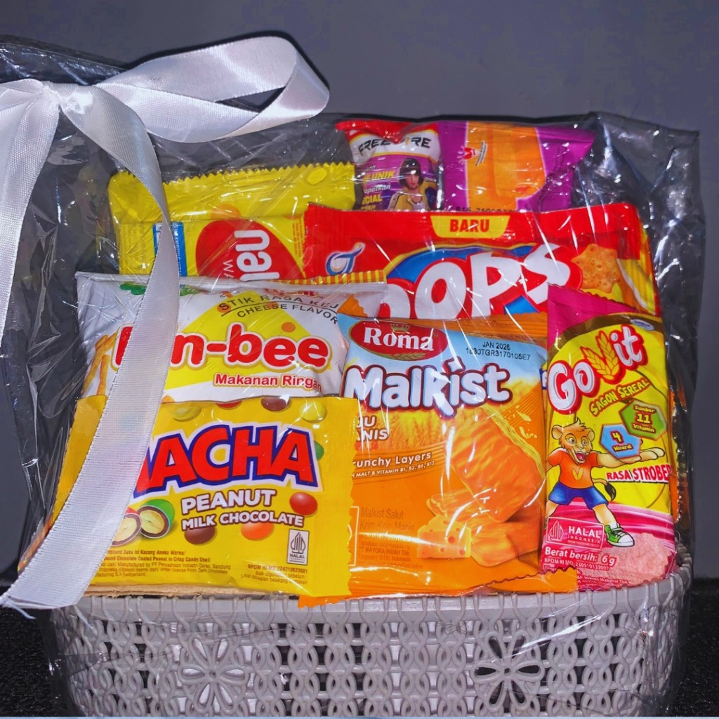 Jual Parsel Snack LEBARAN/ WISUDA/ ULANGTAHUN/ dll | Shopee Indonesia