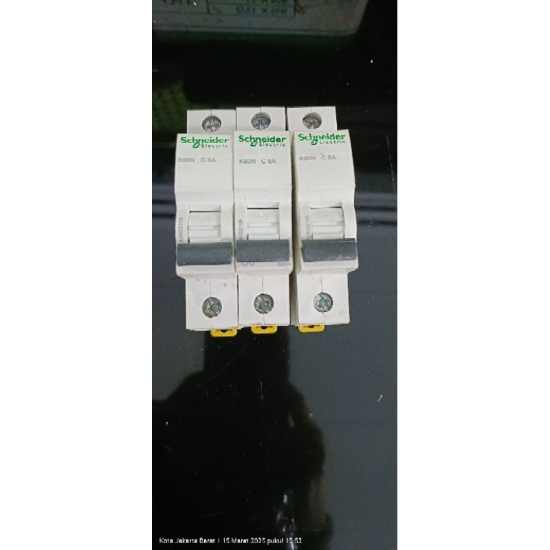 Jual MCB 6 Ampere Schneider | Shopee Indonesia