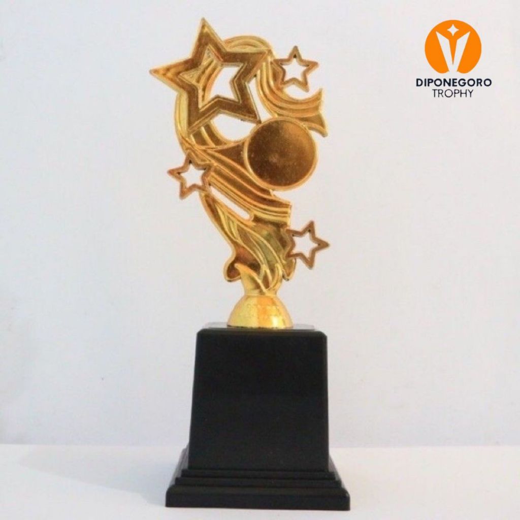 Jual Piala Bintang Sekolah Piala Plastik Murah Tatakan Hitam Tinggi 30 ...