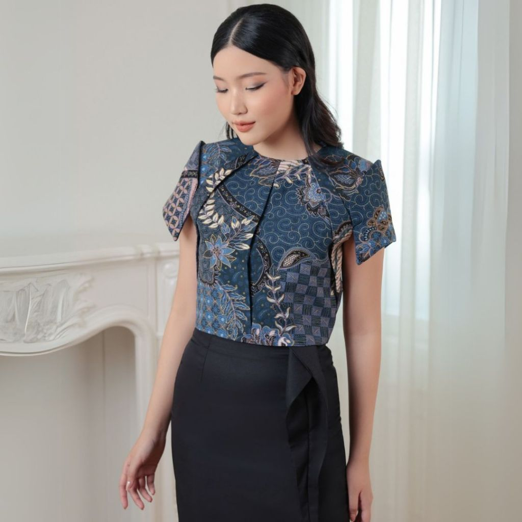 Jual Surin - Aether Top Batik Wanita | Atasan Casual, Atasan Kemeja ...