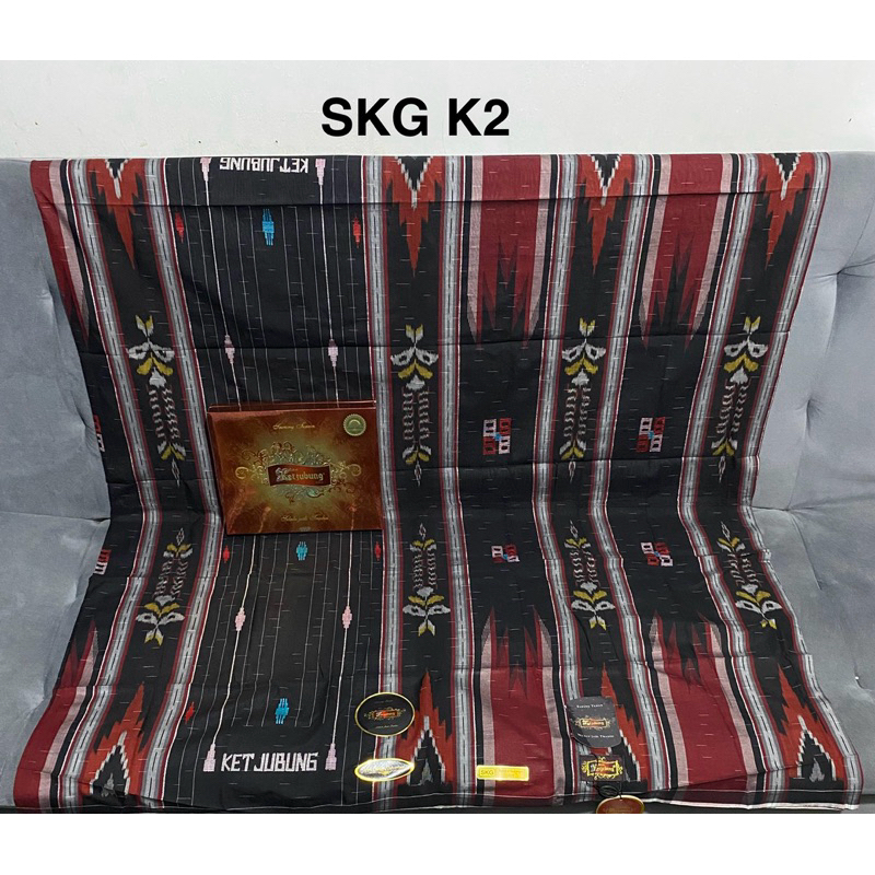 Jual SARUNG KETJUBUNG RED GOLD JAHIT TENGAH | Shopee Indonesia