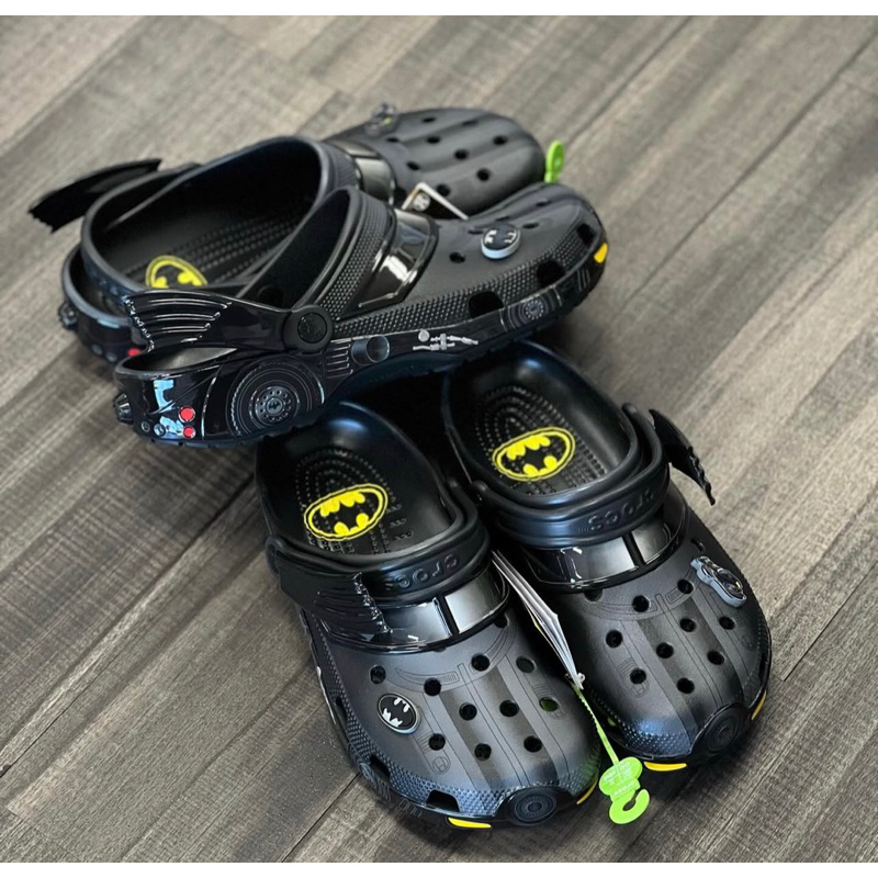 Jual SANDAL ANAK CROCS BATMAN BATMOBILE CLASSIC CLOG | Shopee Indonesia