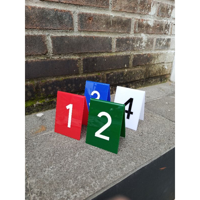 Jual nomor meja / akrilik / sign / nomor meja cafe / nomor meja ...