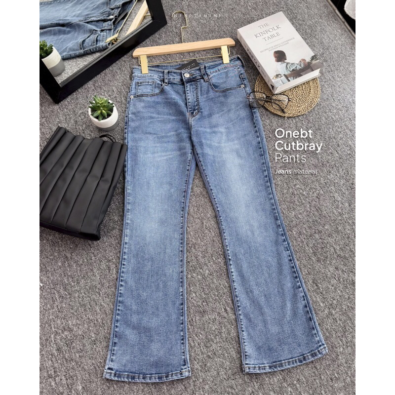Jual PTJAC 2676 ONEBT CUTBRAY PANTS | Shopee Indonesia