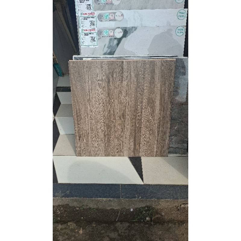 Jual granite lantai/dinding motif kayu 60x60 ikad amalfi brown indogress | Shopee Indonesia