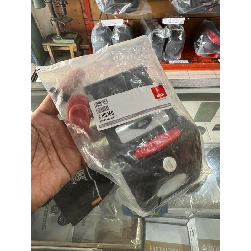 Jual Kunci Box GIVI seperangkat kenop #HS260 | Shopee Indonesia