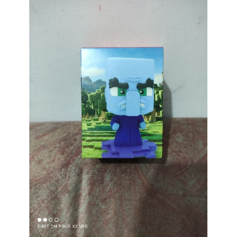 Jual mainan happy meal mcdonald's minecraft (evoker) | Shopee Indonesia