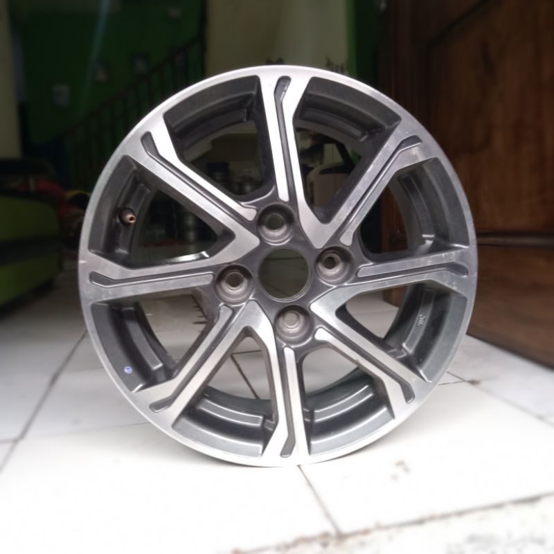 Jual VELG SEREP DAIHATSU SIGRA NEW R14 PCD 4x100 ORIGINAL | Shopee ...