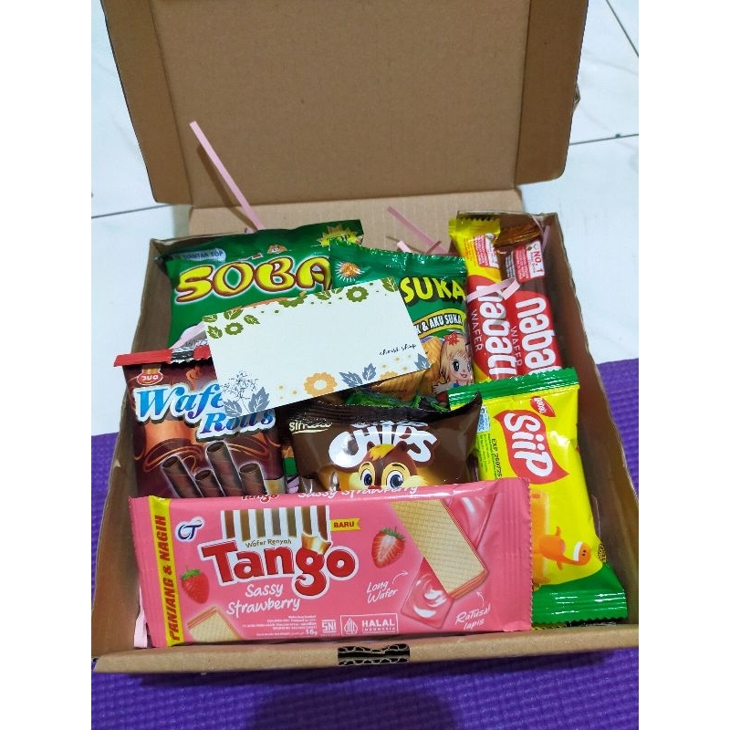 Jual Promo snack box murah 13 ribu / snack box / kado wisuda | Shopee ...