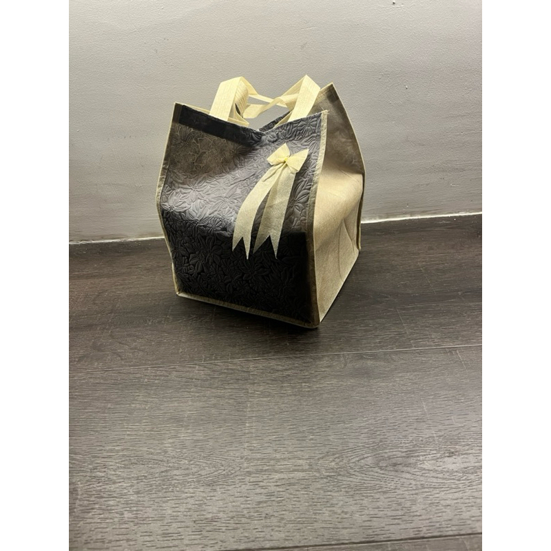 Jual (ISI 1 LUSIN = 12 PCS) GOODIEBAG TAS HAJATAN MOTIF PITA 22x22 CM TINGGI 28 CM / TAS HAJATAN ...