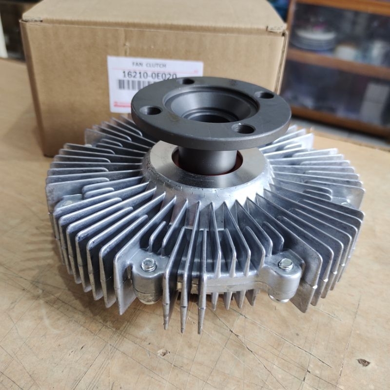 Jual FAN CLUTCH INNOVA REBORN FORTUNER VRZ HILUX REVO 2GD VISCO FAN ...