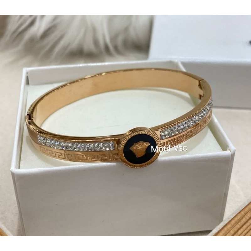 Jual Gelang Titanium asli gold mata tanam Premium Quality Anti karat ...