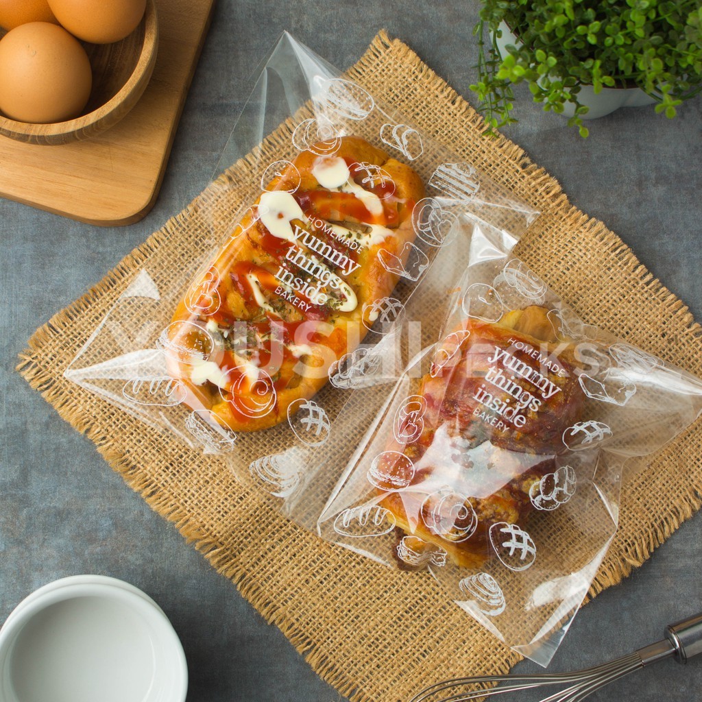 Jual PLASTIK OPP KEMASAN ROTI CUSTOM DESAIN 1 WARNA UK 13 x 13+3cm Seal ...