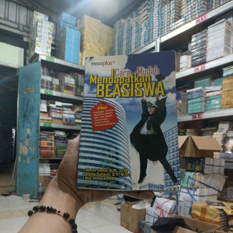 Jual BUKU BACAAN INSPIRASI / MOTIVASI / PENGEMBANGAN DIRI KARIR /CARA MUDAH MENDAPATKAN BEASISWA ...