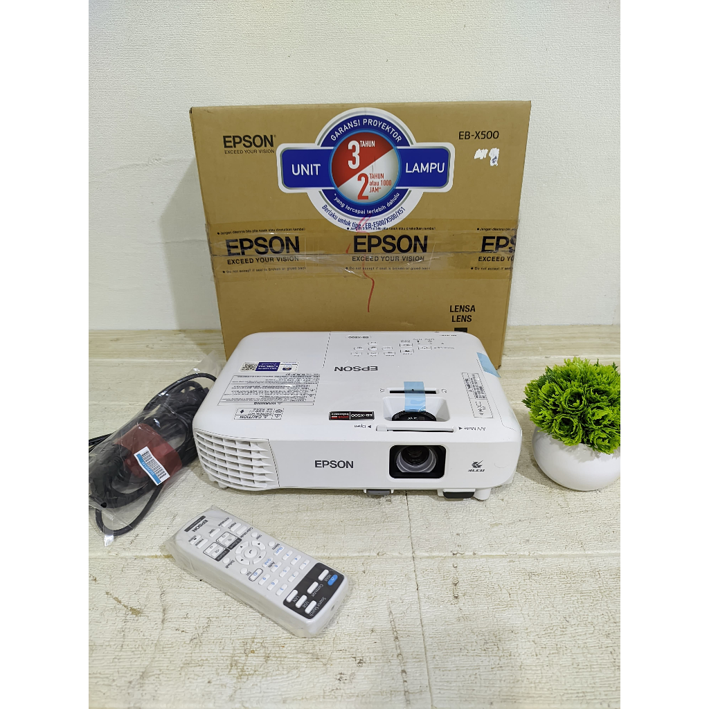 Jual PROYEKTOR EPSON EB X500 3600 LUMENS RESOLUSI XGA 3LCD TECHNOLOGY LIKENEW | Shopee Indonesia
