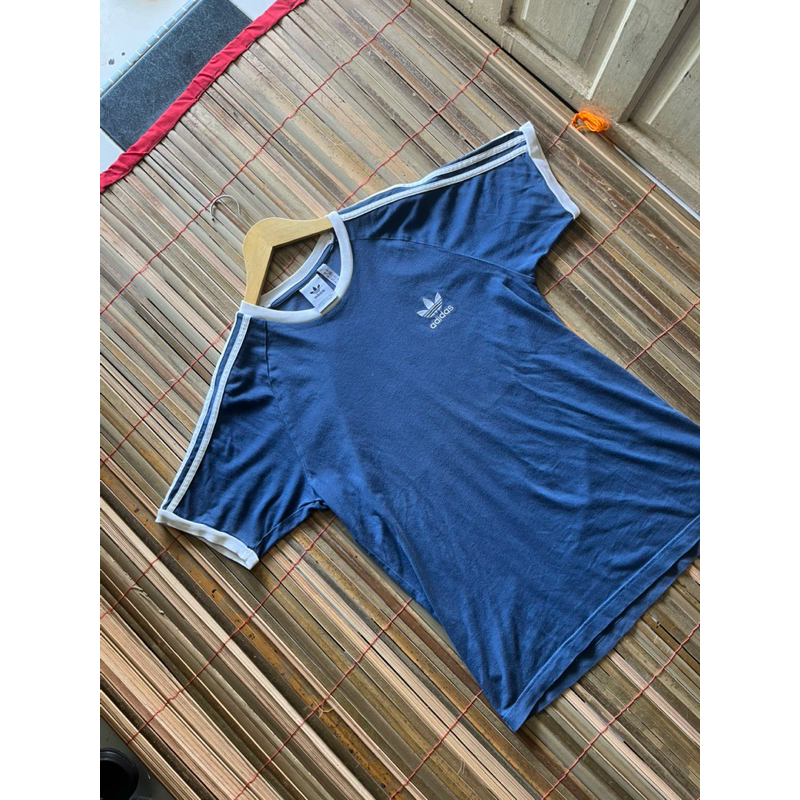 Jual Adidas Ringer tee | Shopee Indonesia