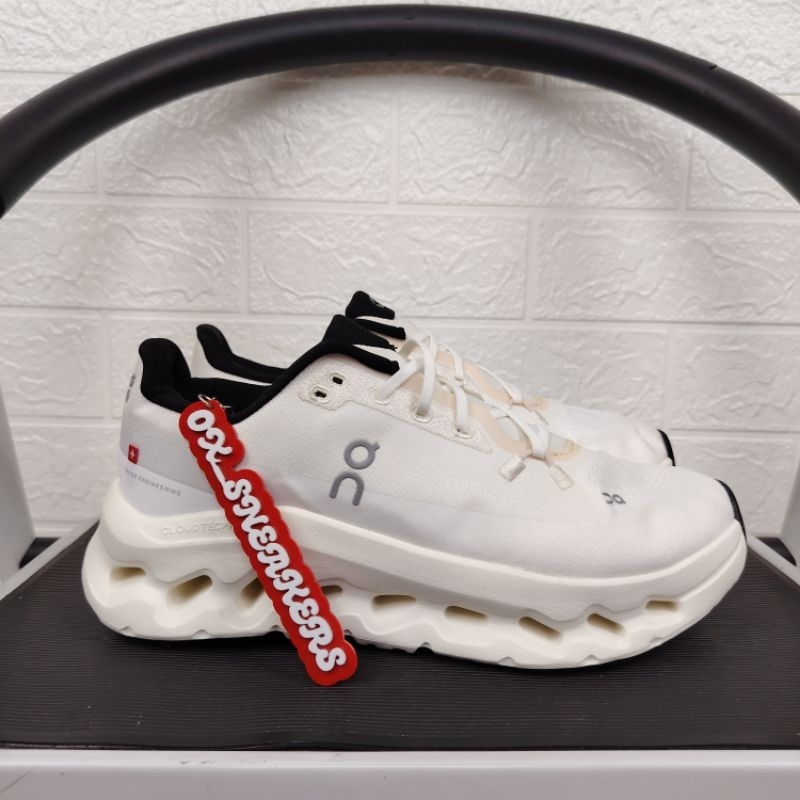 Jual ON RUNNING CLOUDTILT PEARL ICE | Shopee Indonesia