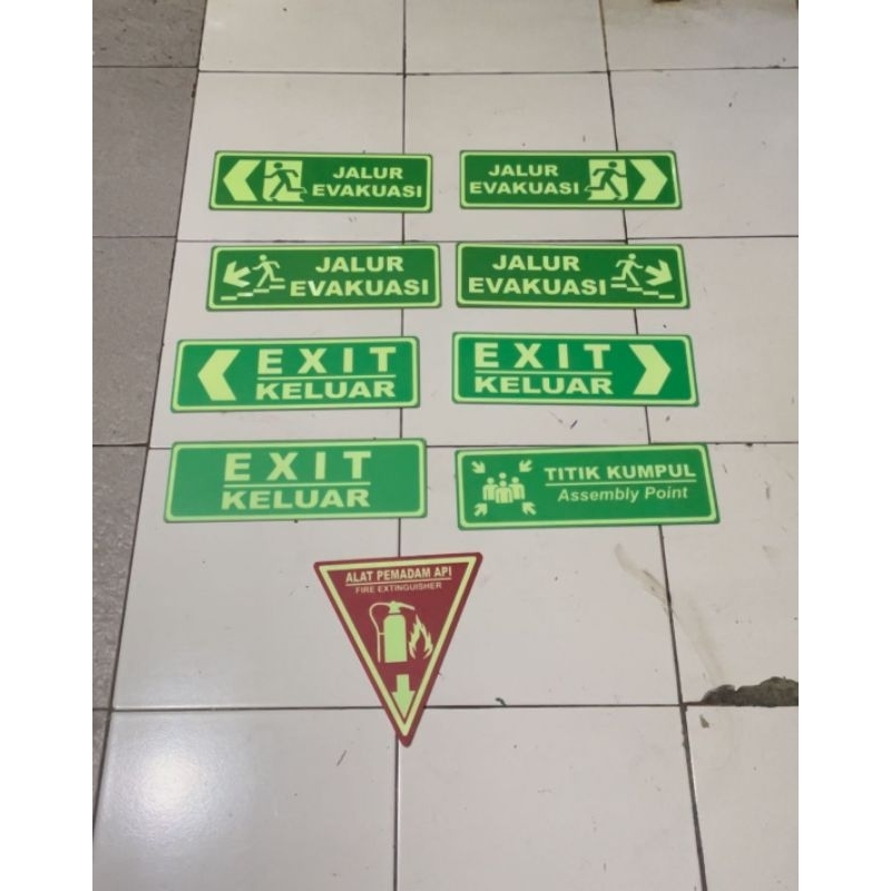 Jual Rambu Jalur Evakuasi Sign Rambu Fosfor / Glow in the Dark | Shopee Indonesia