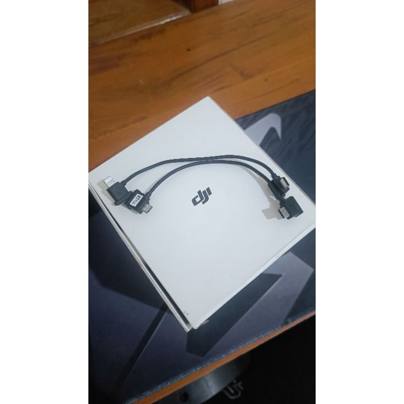 Jual kabel C to lightning & C to micro B original dji rcn | Shopee ...