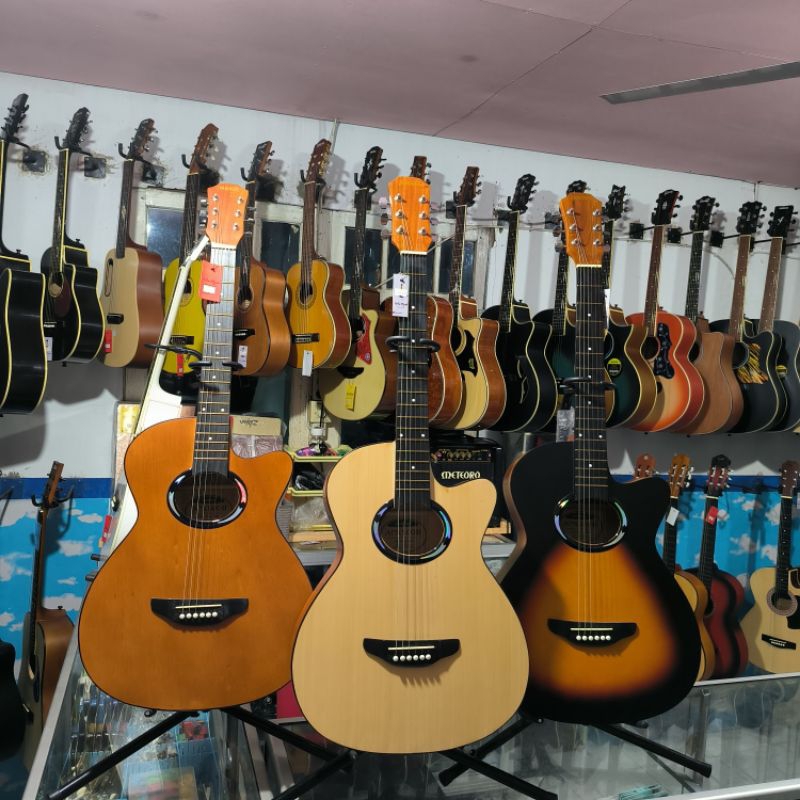 Jual Gitar akustik tanam besi bonus lengkap | Shopee Indonesia