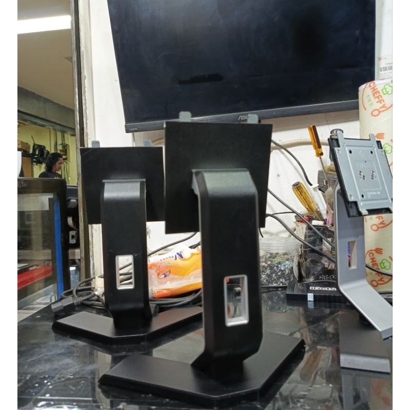 Jual Stand Kaki Lcd Monitor 17Inchi 19Inchi Square Kotak Ready Banyak ...
