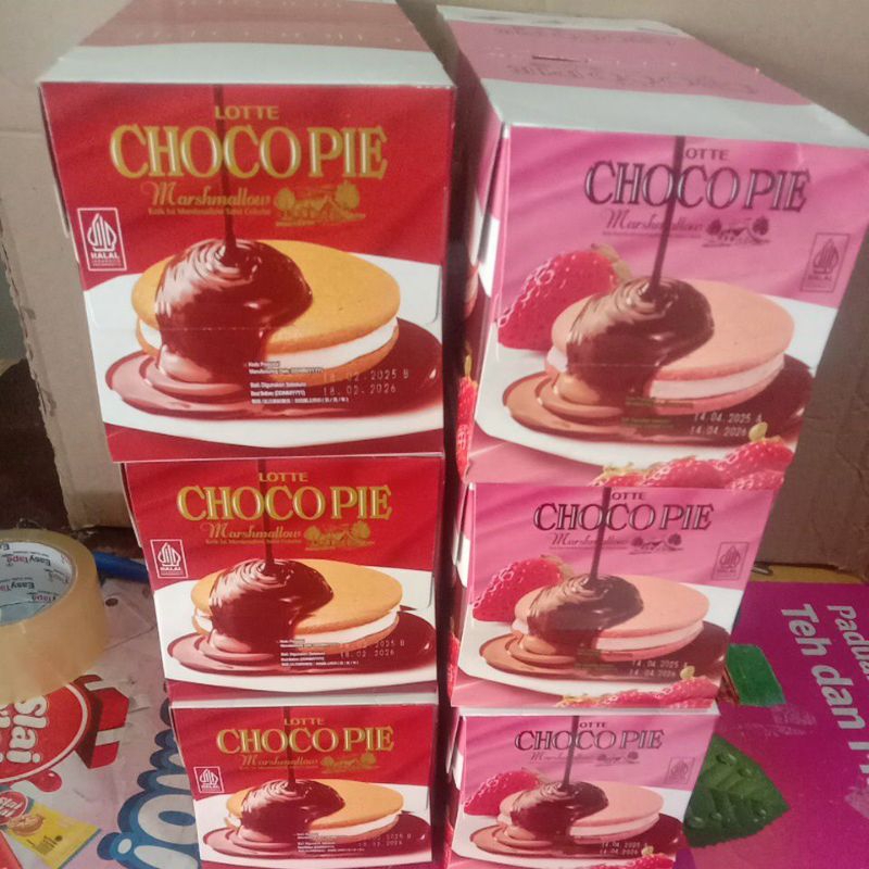 Jual CHOCO PIE Chocolate soft cake Marshmallow 1 Box isi 12 pcs ...