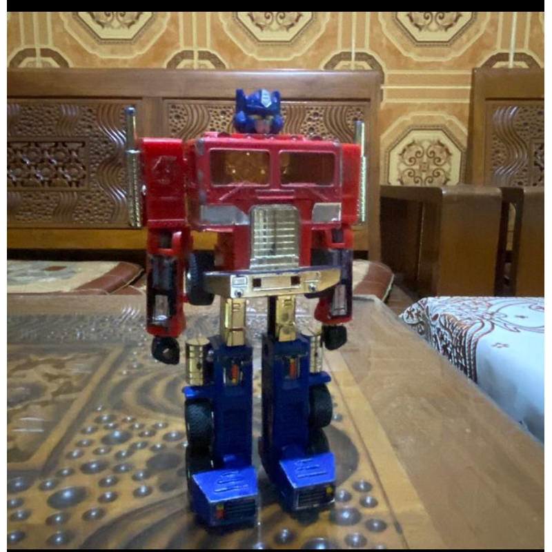 Jual optimus prime G2 1992 hasbro | Shopee Indonesia