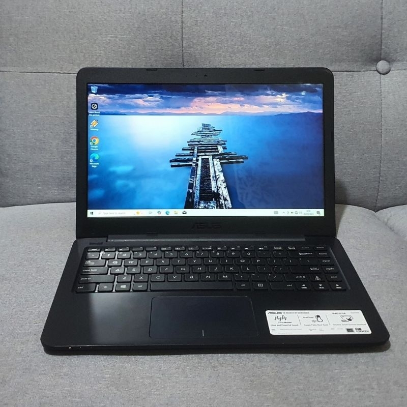 Jual Laptop Asus Gaming Render Amd E2 7015 Gen7, Vga R2 2Gb Vit Siap ...