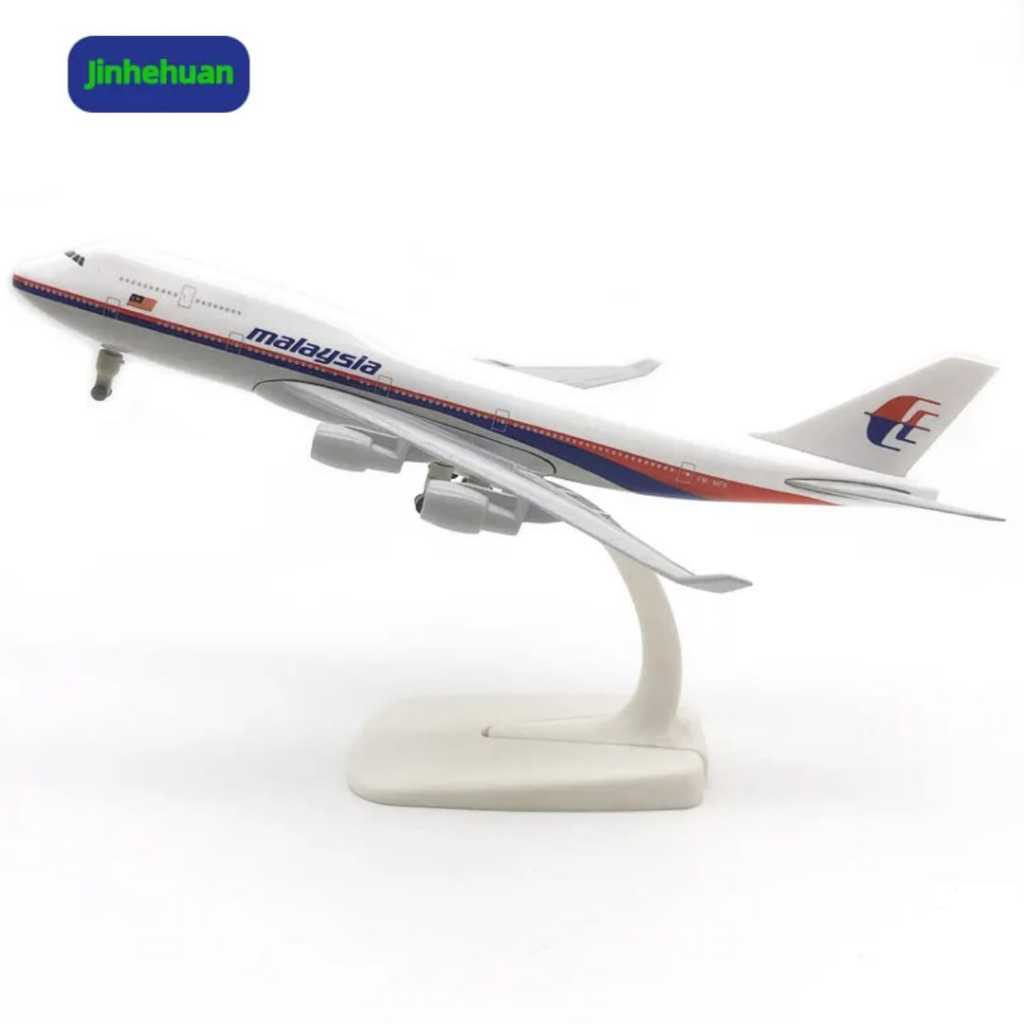 Jual Mainan Pajangan Miniatur Diecast Pesawat Malaysia Airline Body ...