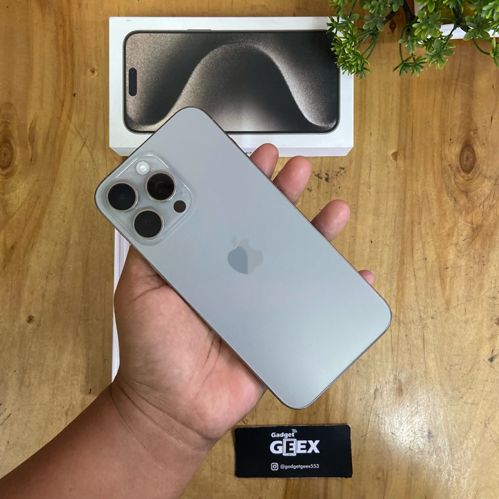 Jual iPhone 15 Pro Max 256GB natural ex Garansi resmi | Shopee Indonesia