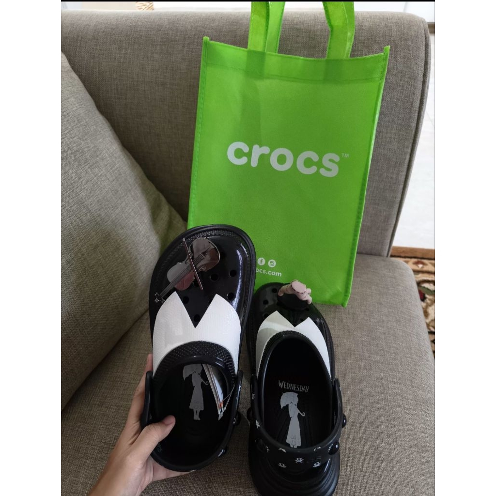 Jual CROCS STOMP CLOG WEDNESDAY LIMITED EDITION | Shopee Indonesia
