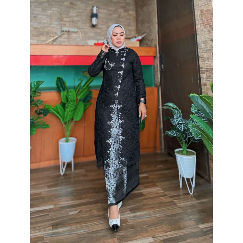 Jual Set kabaya tunik jangan/stelan kabaya kretek/kebaya wisuda/kebaya kondangan /by mira jaya ...