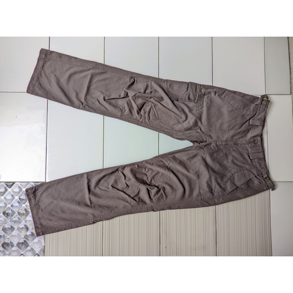 Jual celana Cargo COLUMB*A TITANIUM | Shopee Indonesia