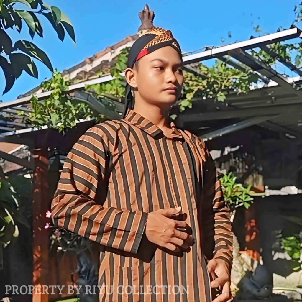 Jual Baju Adat Lurik Pria | Baju Adat Jawa | Surjan Lurik Pria | Lengan ...