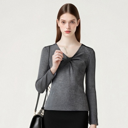 Jual [MEIN] GIRL POWER Kaos Atasan Lengan Panjang V-Neck dengan Model ...