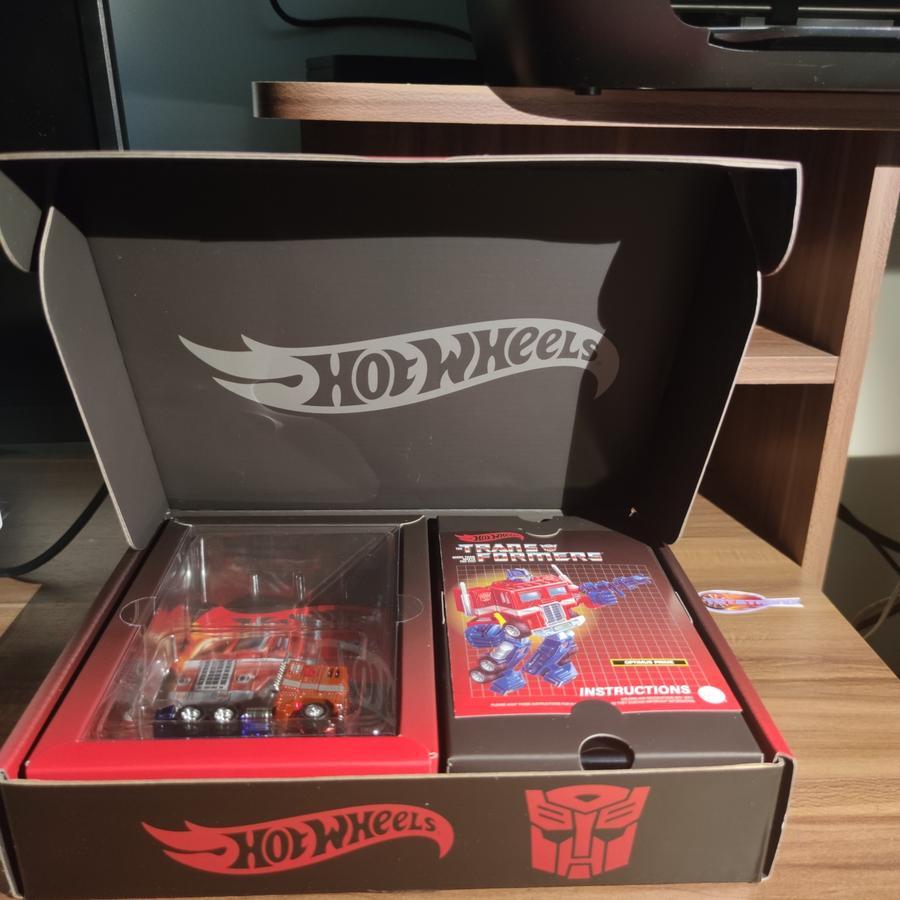 Jual hot wheels transformers rlc optimus prime mattel creations ...
