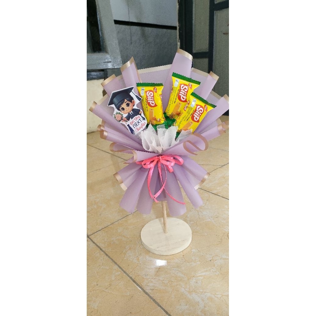 Jual Buket Snack& Topper wisuda/buket murah | Shopee Indonesia