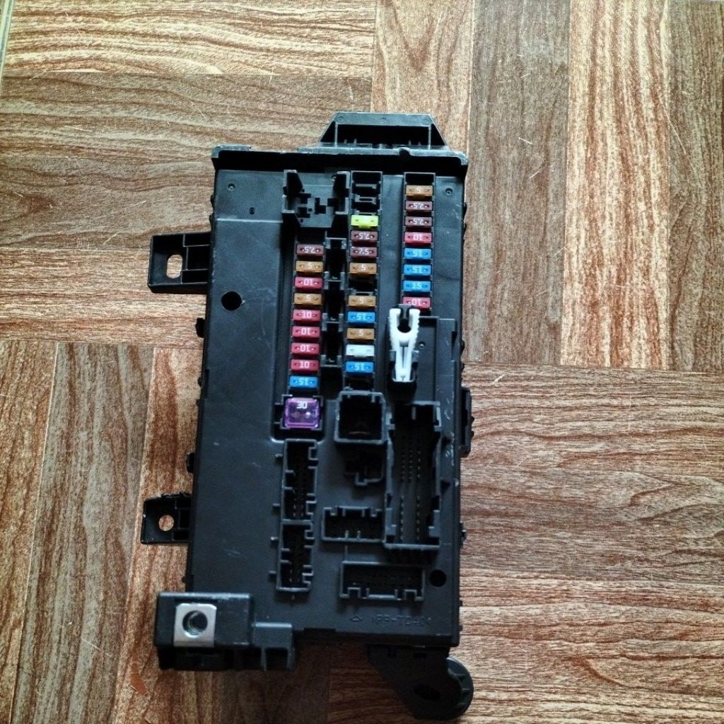Jual Fuse Box Sekring Micu BCM Grand New Avanza Xenia BZA10 Toyota ...