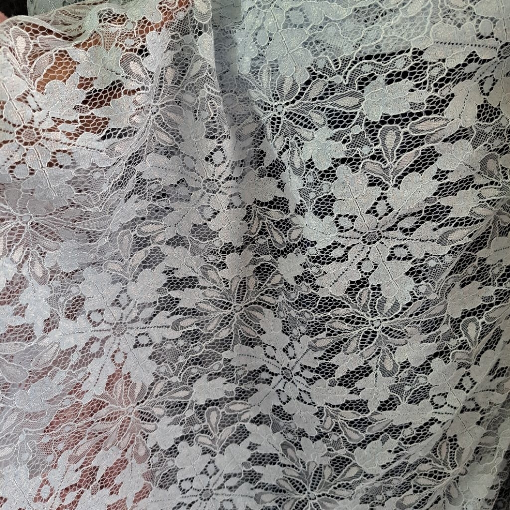 Jual kain brokat | kain brokat katun | kain brokat semi prada | kain ...