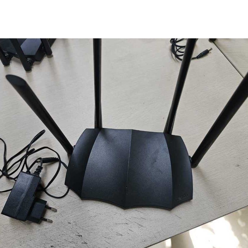 Jual Tenda AC8 AC1200 Dual-band Gigabit Wireless Router(KONDISI BARANG ...