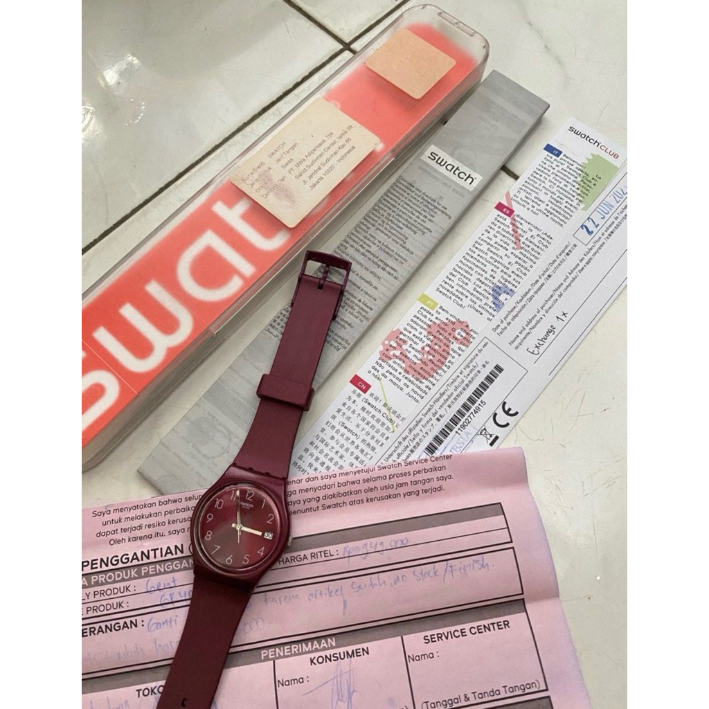 Jual jam swatch maroon lengkap box | Shopee Indonesia