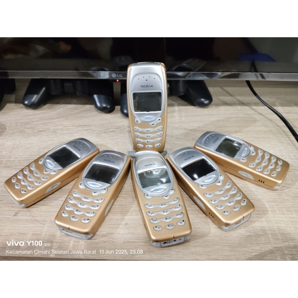 Jual nokia 3315 gold edition hp jadul | Shopee Indonesia