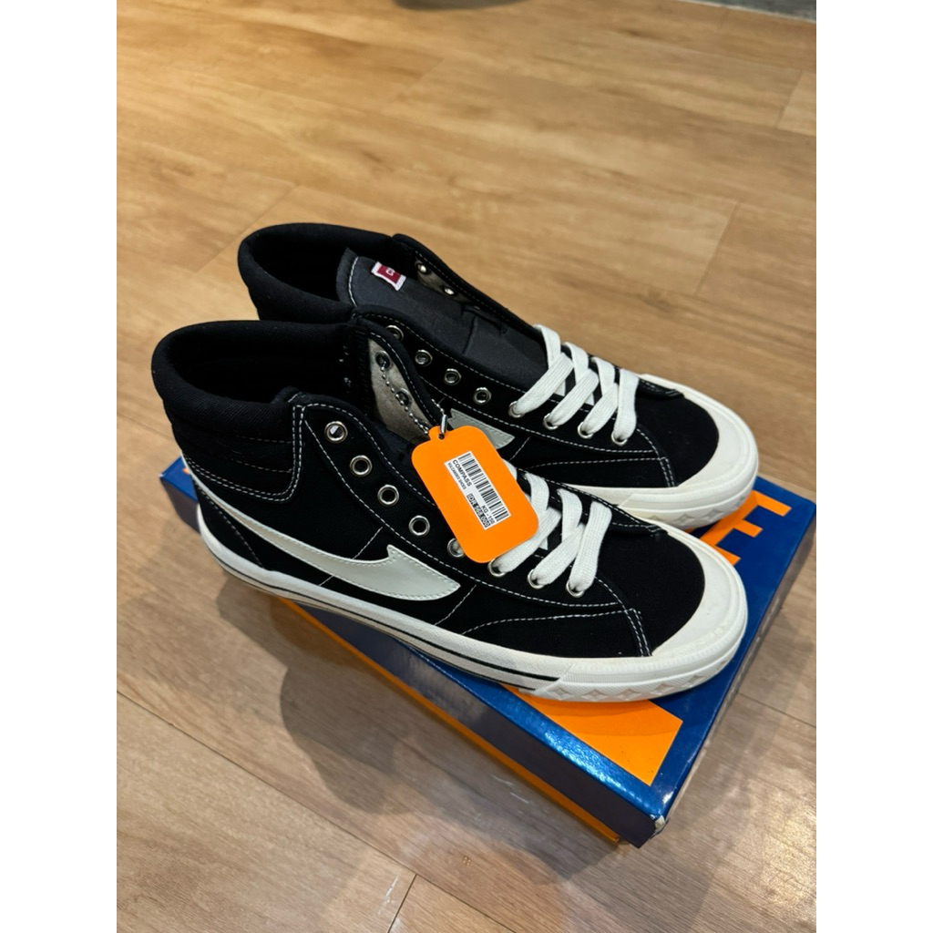 Jual Sepatu Compass Retrograde HI | Shopee Indonesia