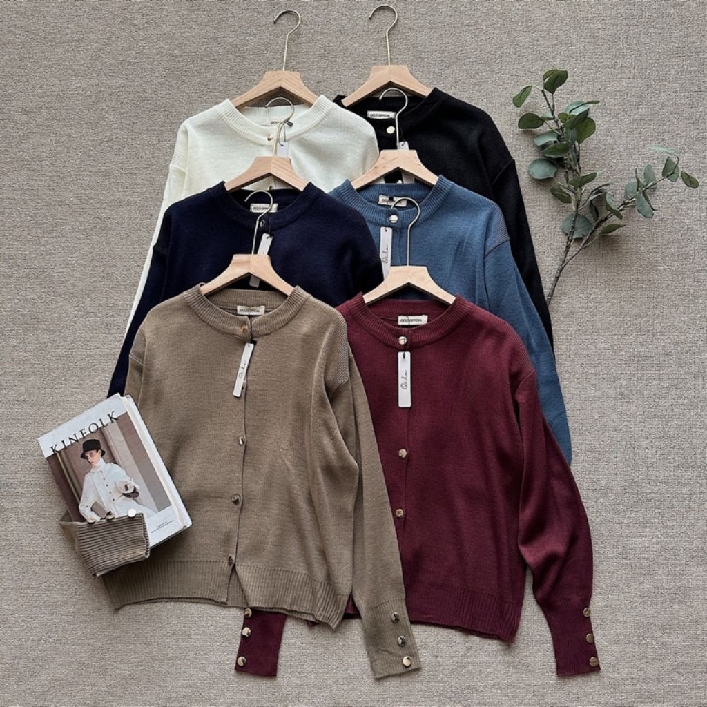 Jual INARA CARDIGAN RAJUT KOREAN - LALUCU CARDIGAN INARA KANCING GOLD ...