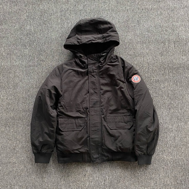 Jual GAP DOWN JACKET CORE BLACK | Shopee Indonesia