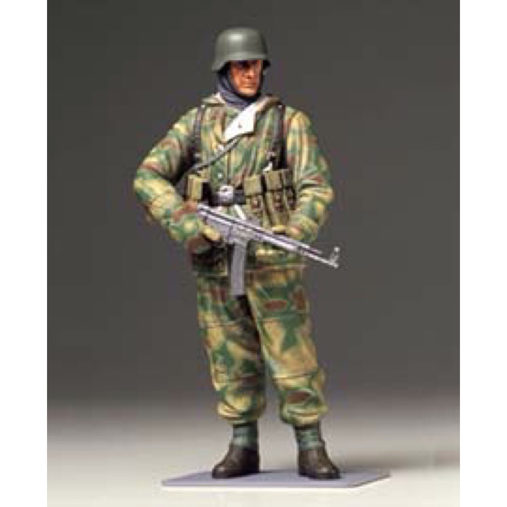 Jual 35304 TAMIYA WWⅡ GERMAN INFANTRYMAN (REVERSIBLE WINTER UNIFORM ...