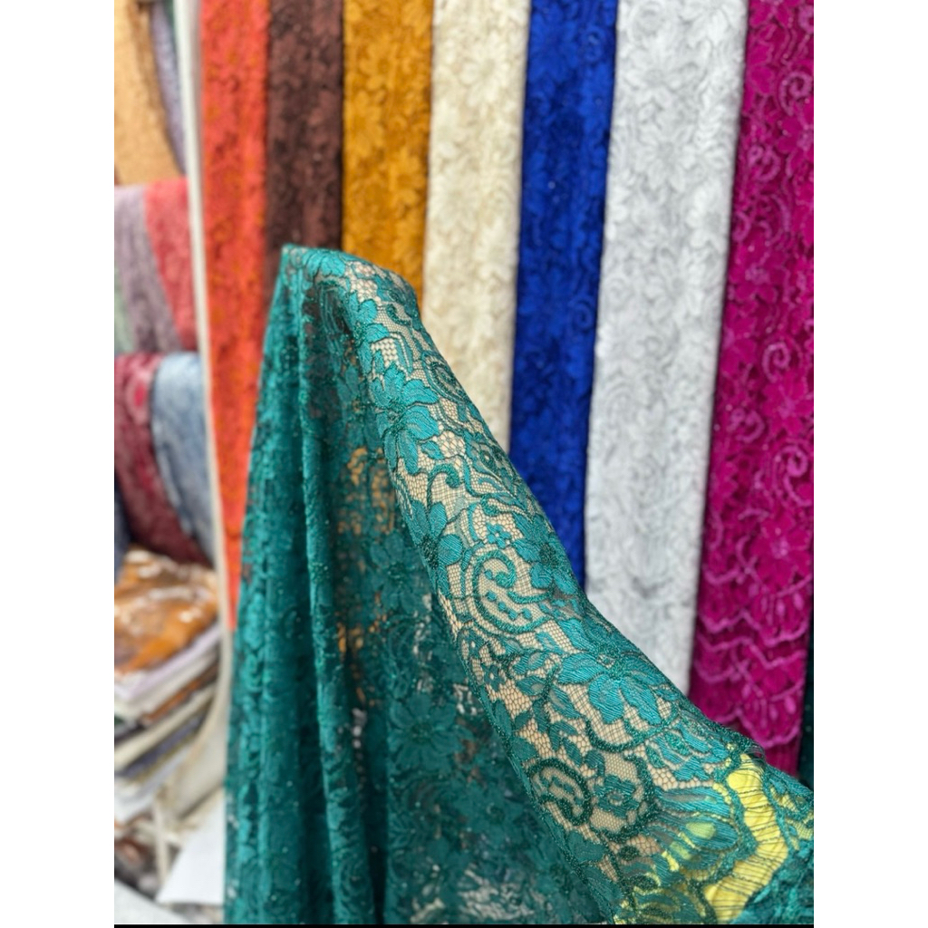 Jual KAIN BROKAT GOLD METALIC GLOSSY SPARKLE//BROKAT METALIC VELVET ...