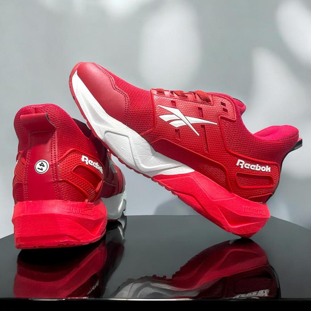 Jual SEPATU RUNNING SNEAKER MERAH PUTIH 2025 | Shopee Indonesia