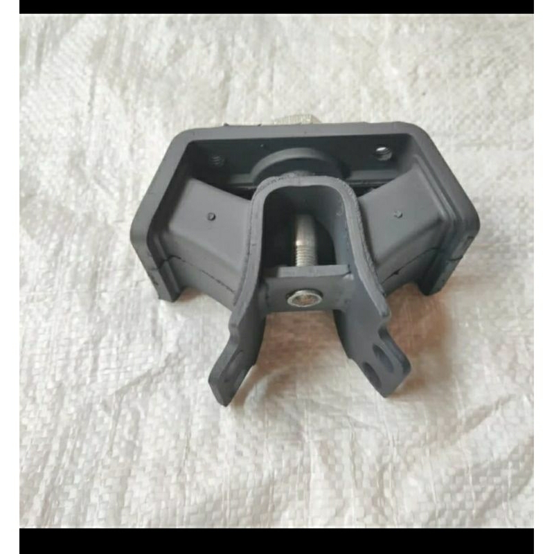 Jual Trans Mounting TransMounting Dudukan Versneling Mesin Bantalan ...